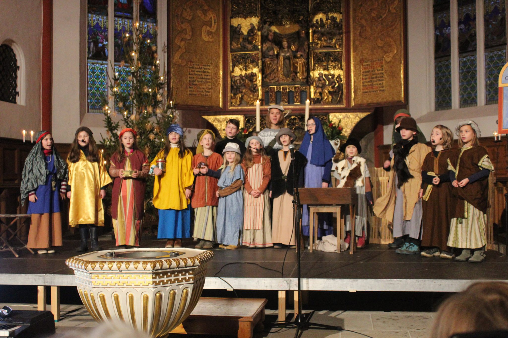 Ev. Kirchgemeinde St. Afra Meißen | Weihnachts-Kindermusical „Freude ...
